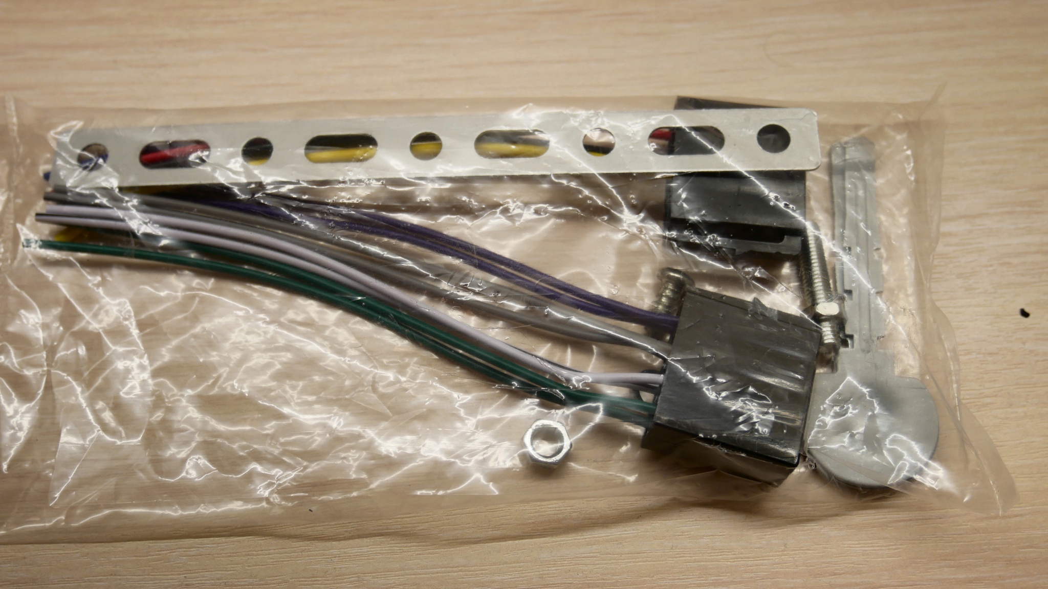 Обзор от покупателя на Автомагнитола ACV AVS-811GD — интернет-магазин ОНЛАЙН ТРЕЙД.РУ