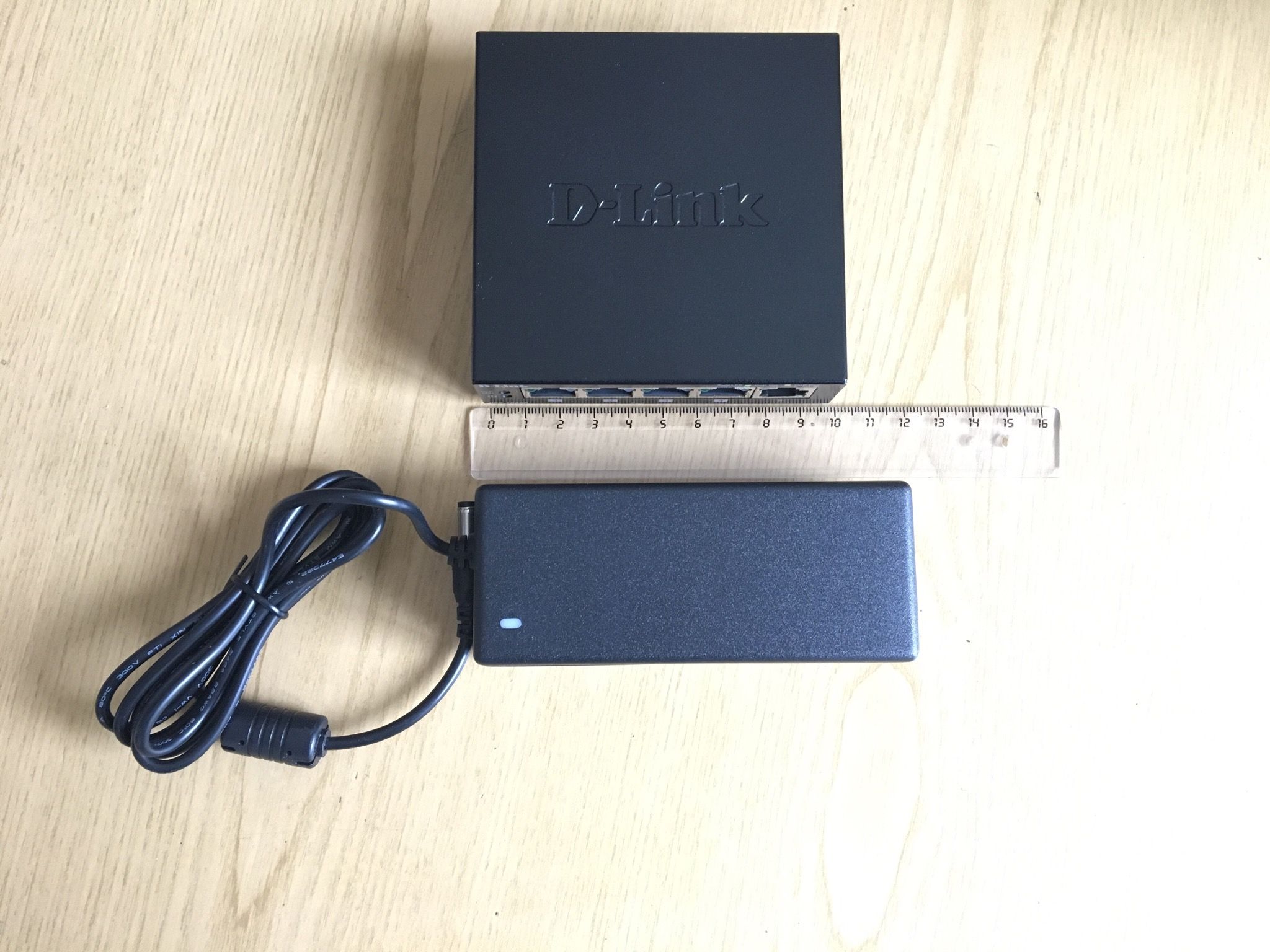 Коммутатор D-Link DES-1005P — купить в интернет-магазине ОНЛАЙН ТРЕЙД.РУ
