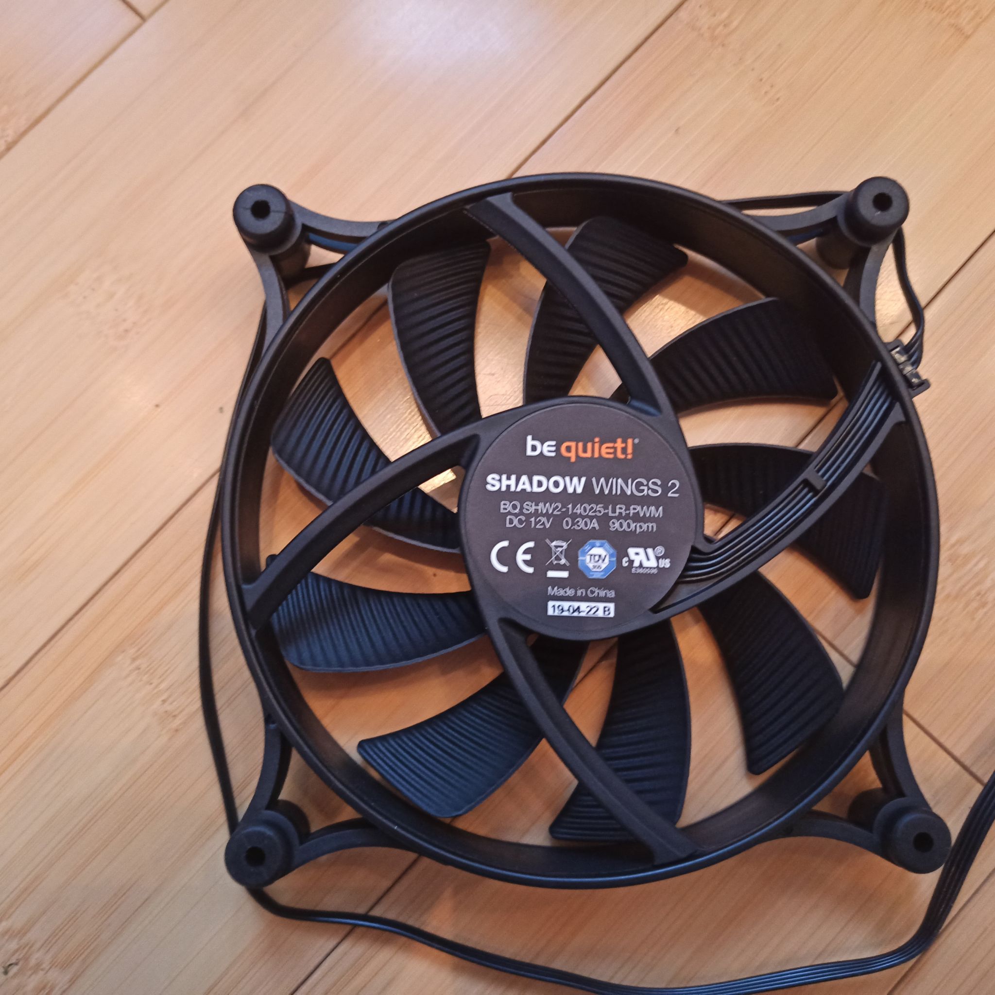 Вентилятор для корпуса be quiet! SHADOW WINGS 2 140mm PWM (BL087 ...