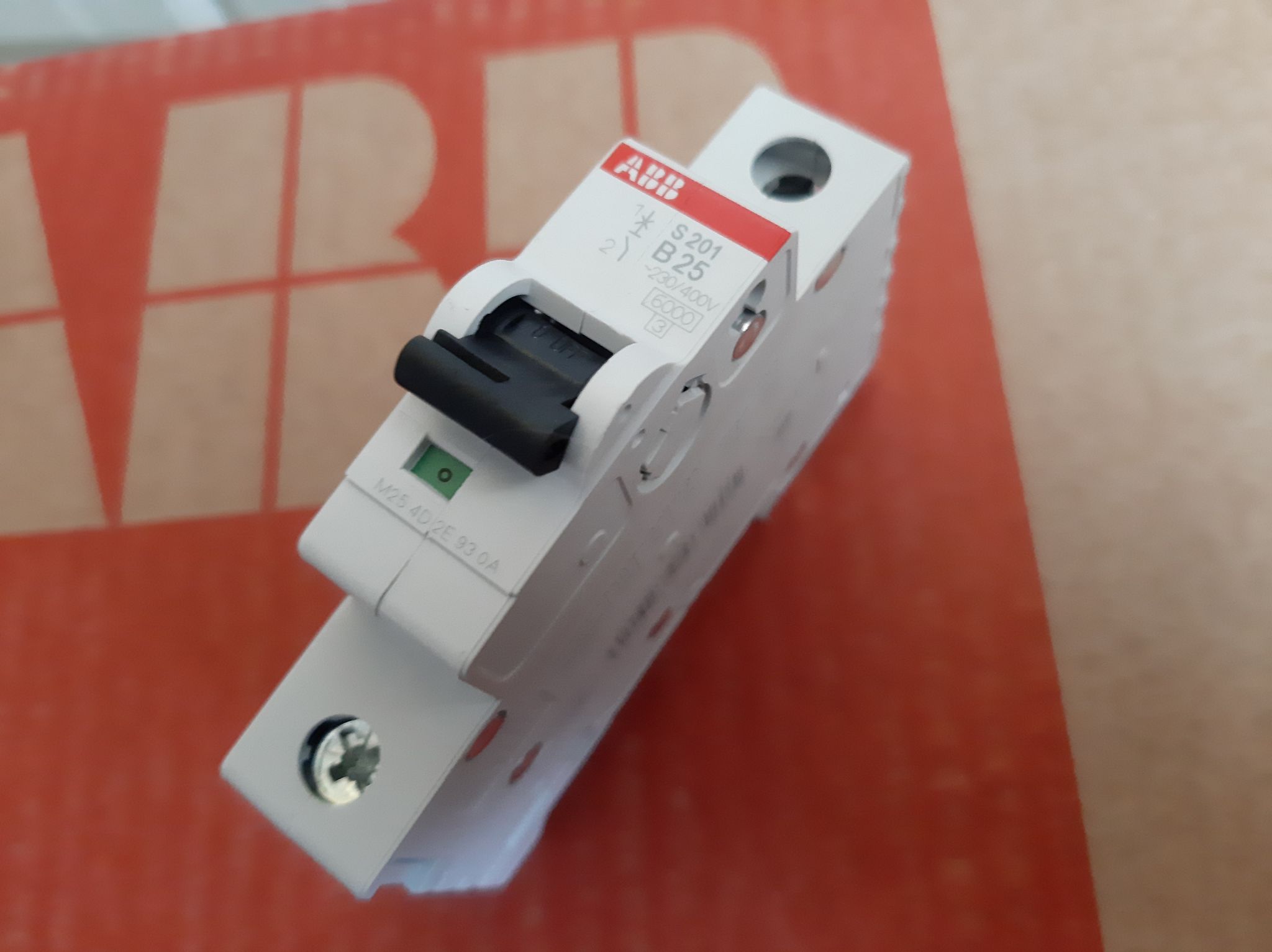 Автоматический выключатель ABB 1p B 25А 6кА S201, 2CDS251001R0255 — купить в интернет-магазине ...