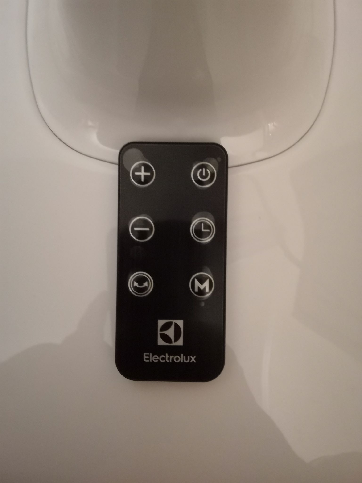 Вентилятор напольный Electrolux EFF-1000i — купить в интернет-магазине ...