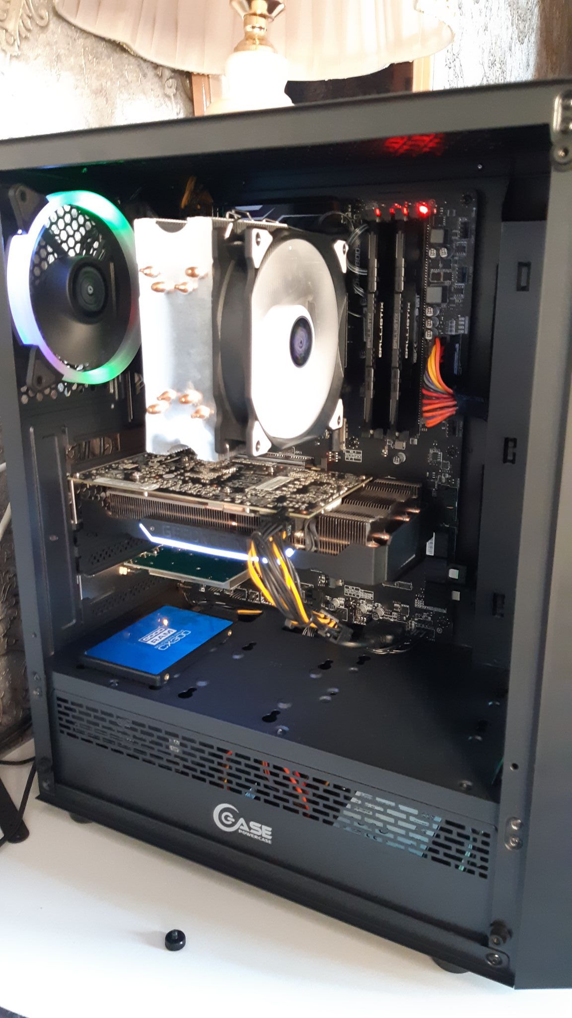 Корпус Powercase Mistral Z4 Mesh RGB, черный (CMIZB-R4) — купить по ...