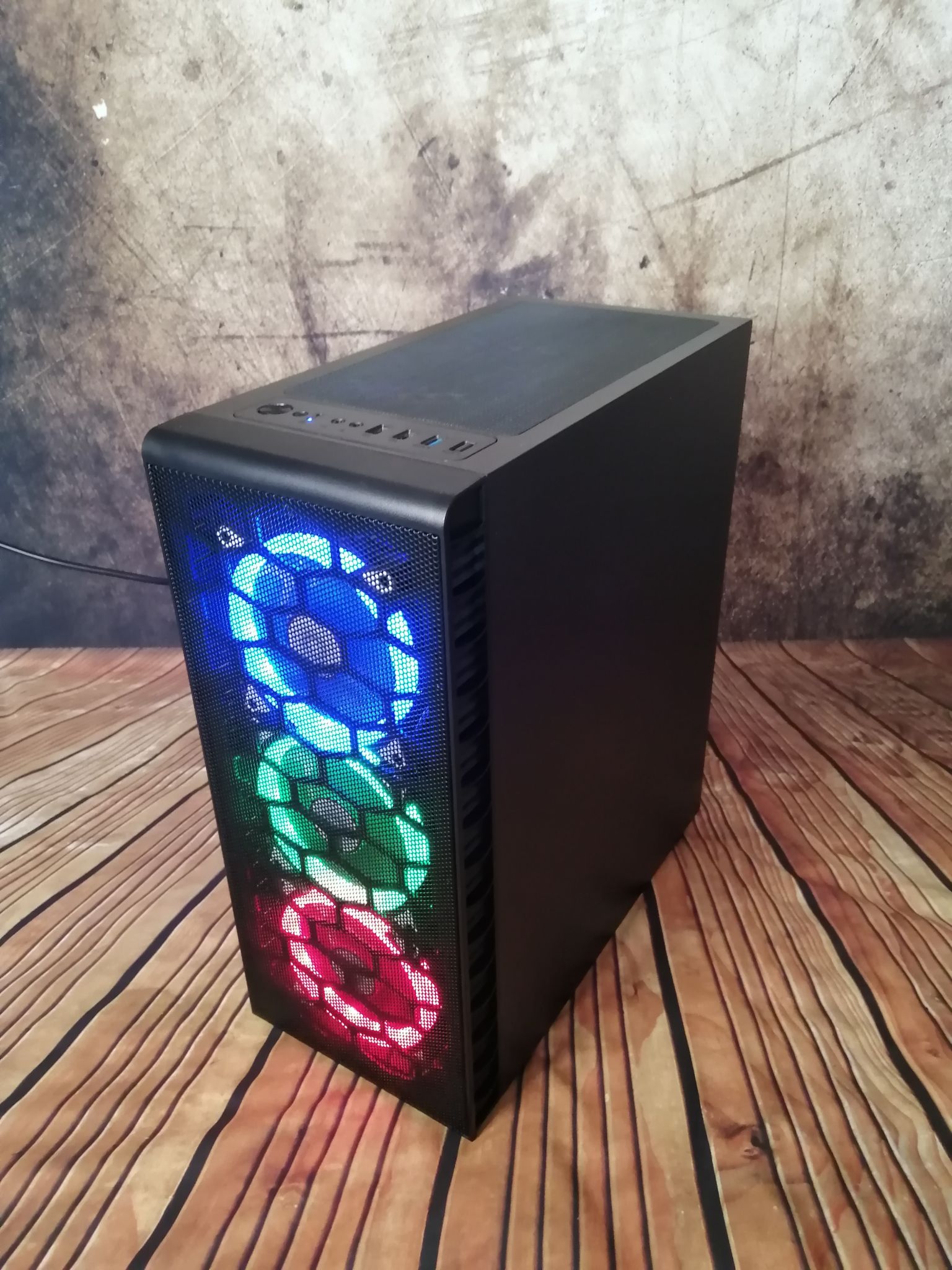 Корпус Powercase Mistral Z4С Mesh LED, черный (CMIZ4C-L4) — купить по ...