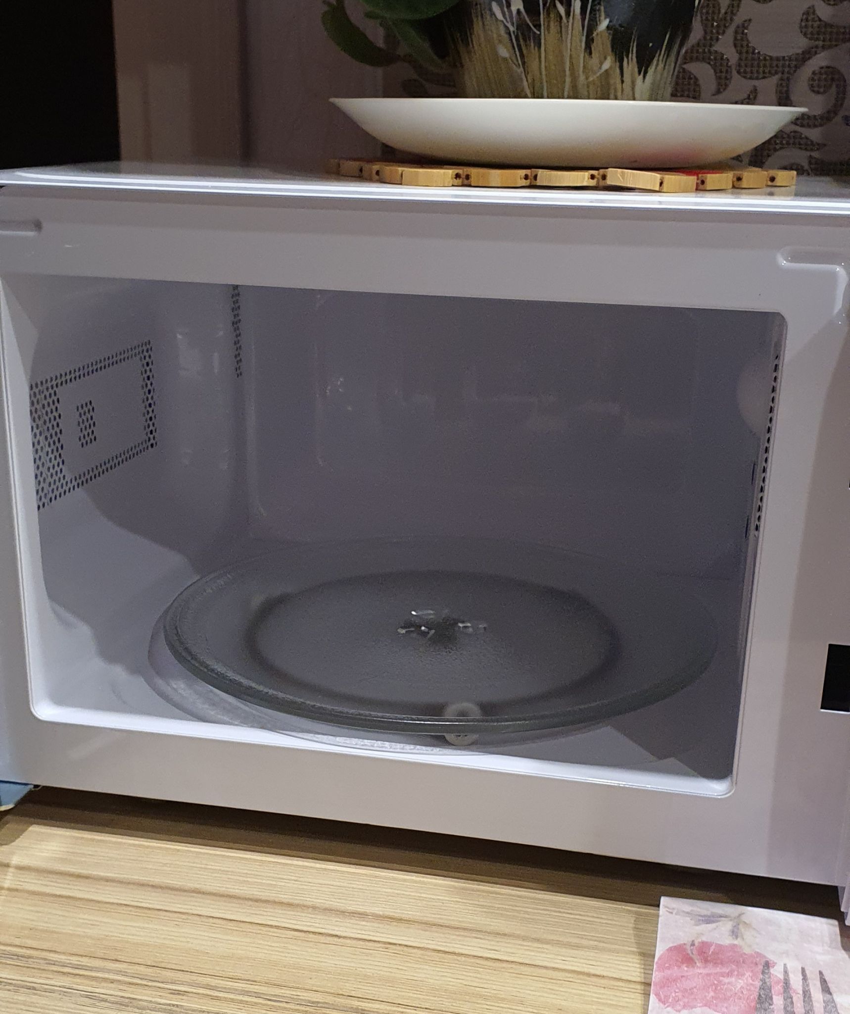 Микроволновая печь Midea MM720CFB — купить в интернет-магазине ОНЛАЙН ...