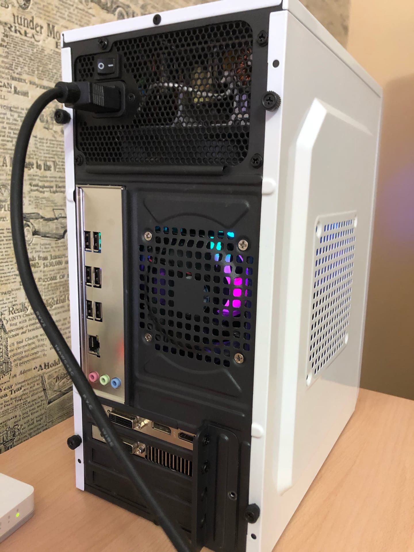 Корпус Ginzzu B185 White — купить в интернет-магазине ОНЛАЙН ТРЕЙД.РУ