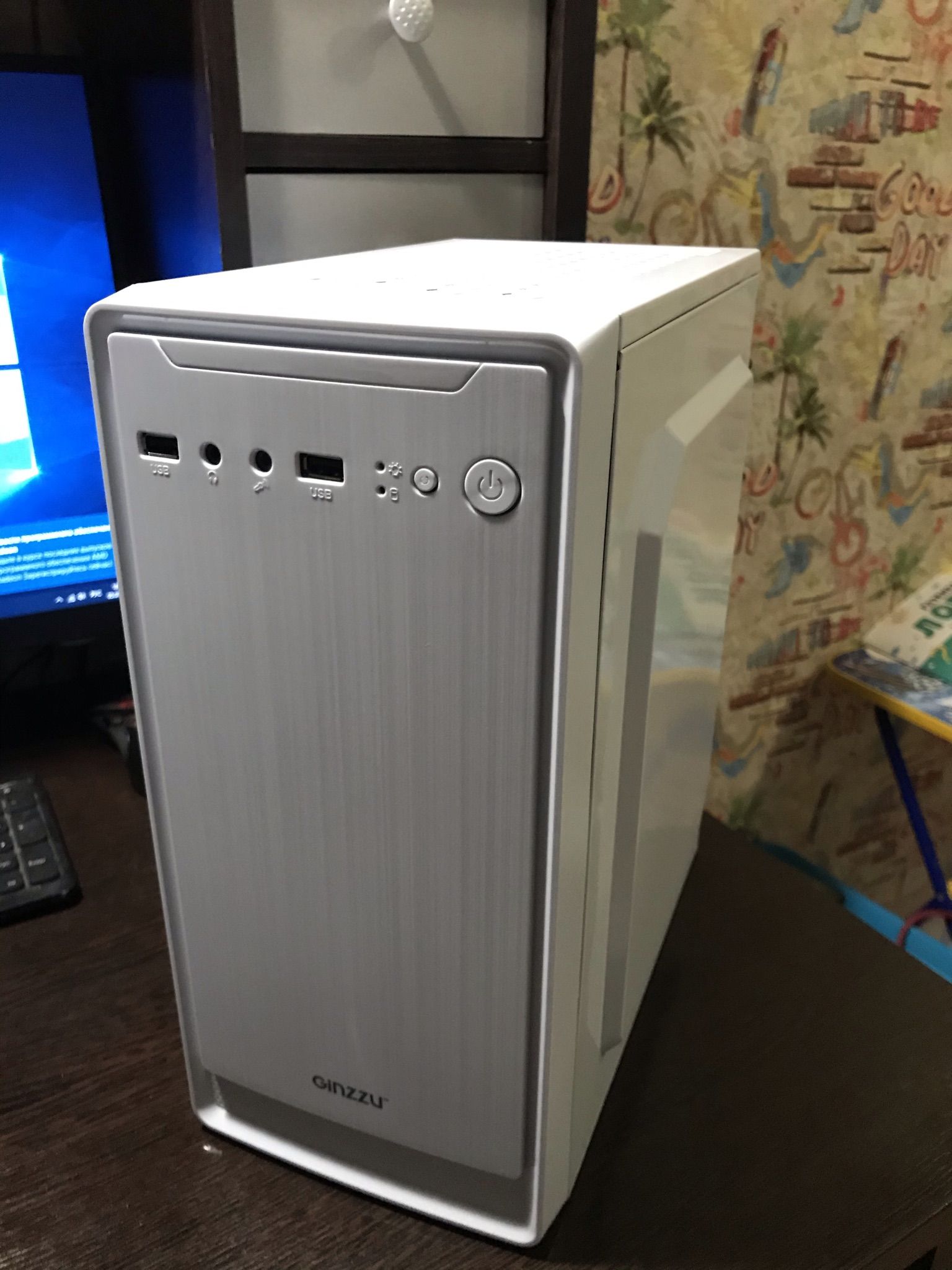 Корпус Ginzzu B185 White — купить в интернет-магазине ОНЛАЙН ТРЕЙД.РУ