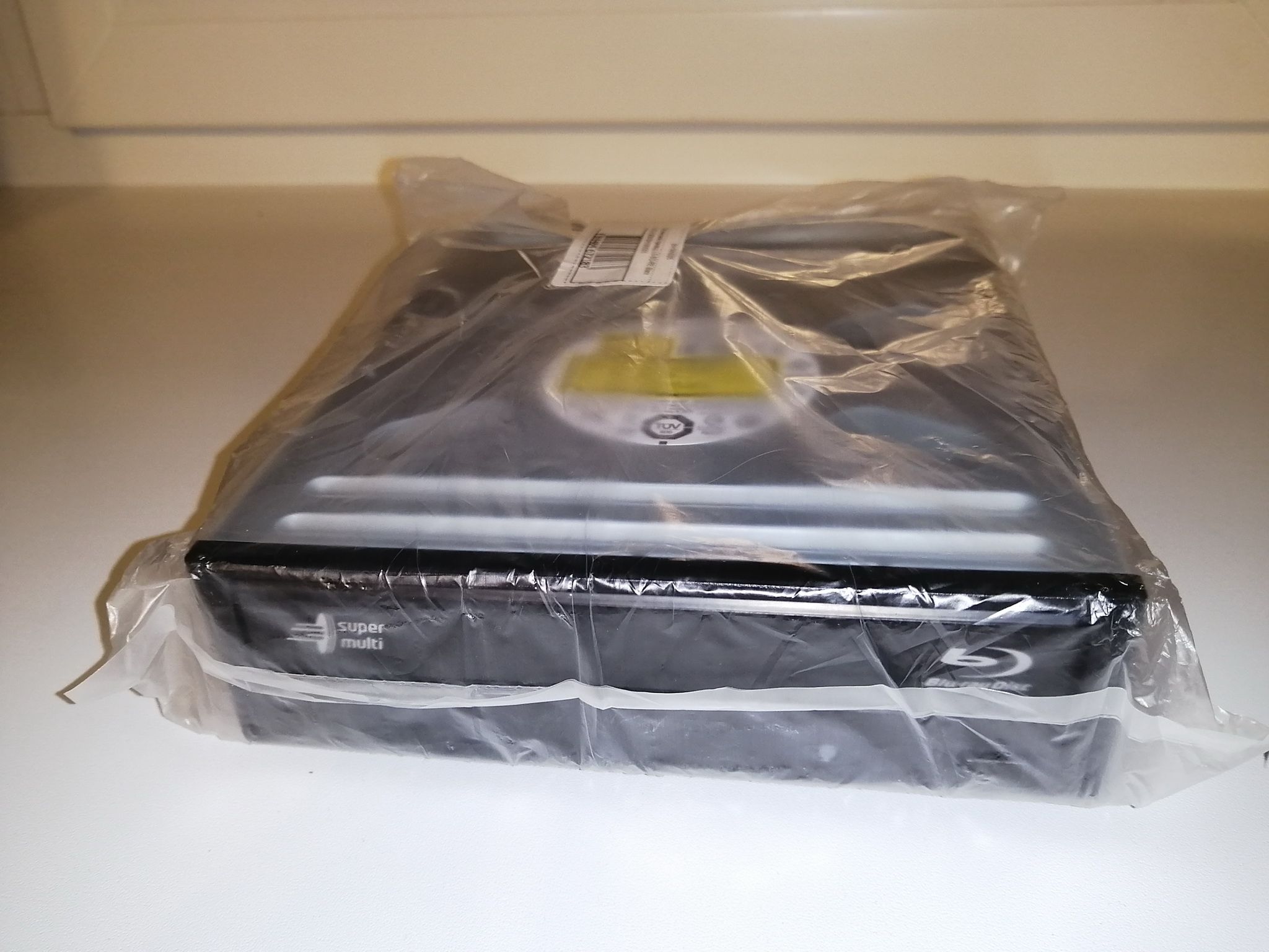 Оптический привод LG BD-RE Black SATA OEM (BH16NS55) — купить по низкой ...