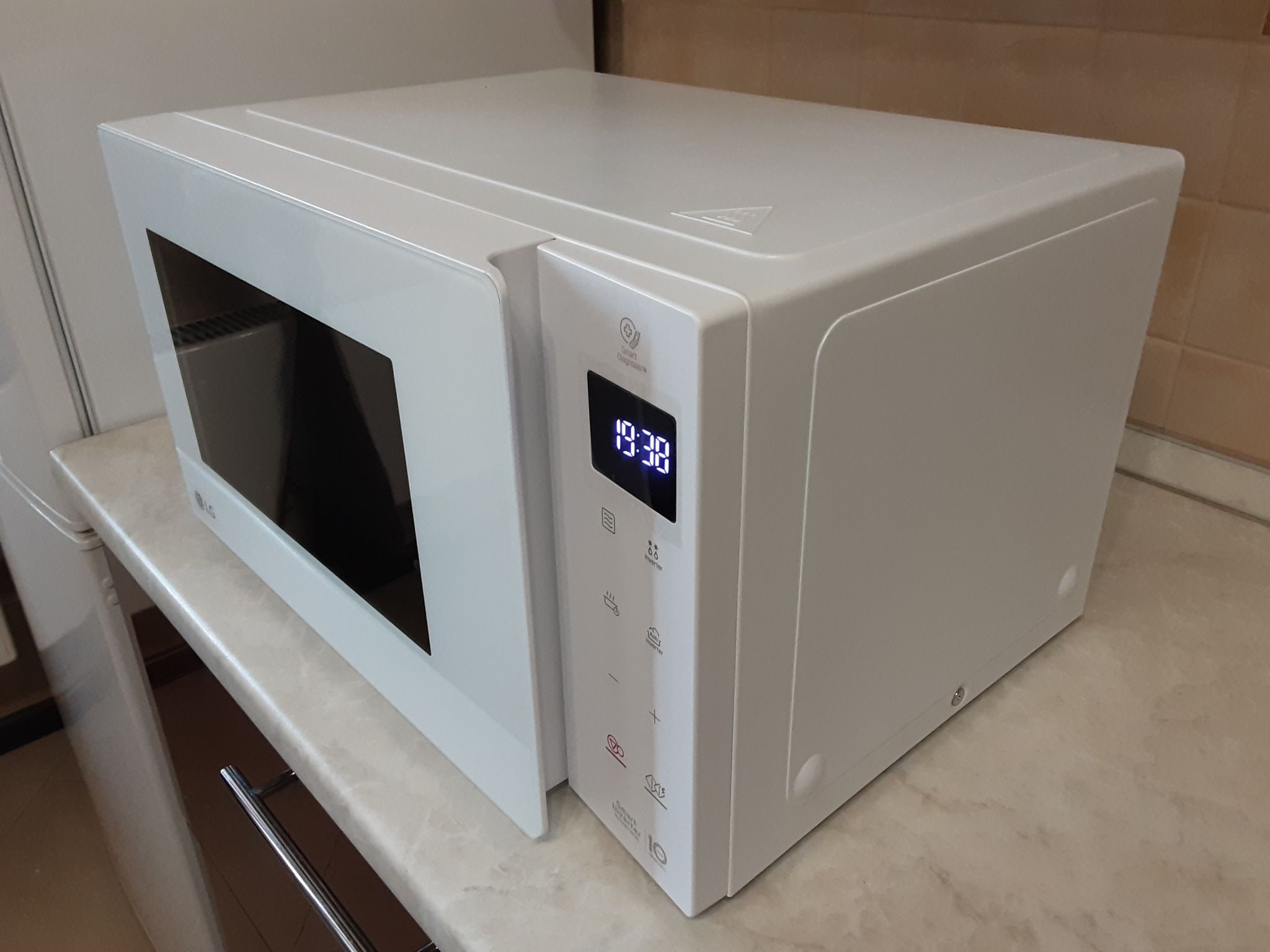 Микроволновая печь LG MW23R35GIH — купить в интернет-магазине ОНЛАЙН ...