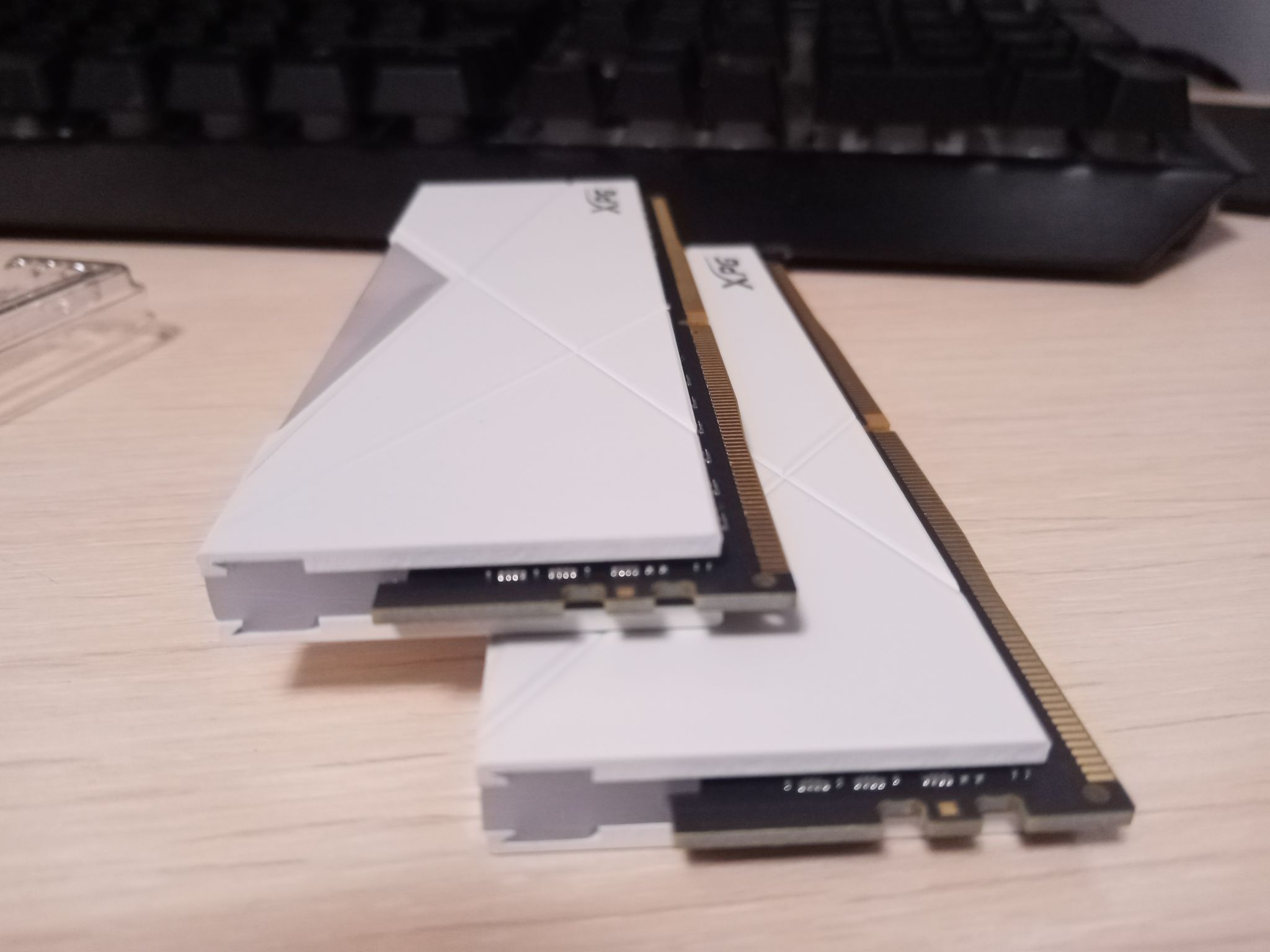 Оперативная память ADATA DDR4 16Gb (2x8Gb) 3600MHz pc-28800 XPG ...
