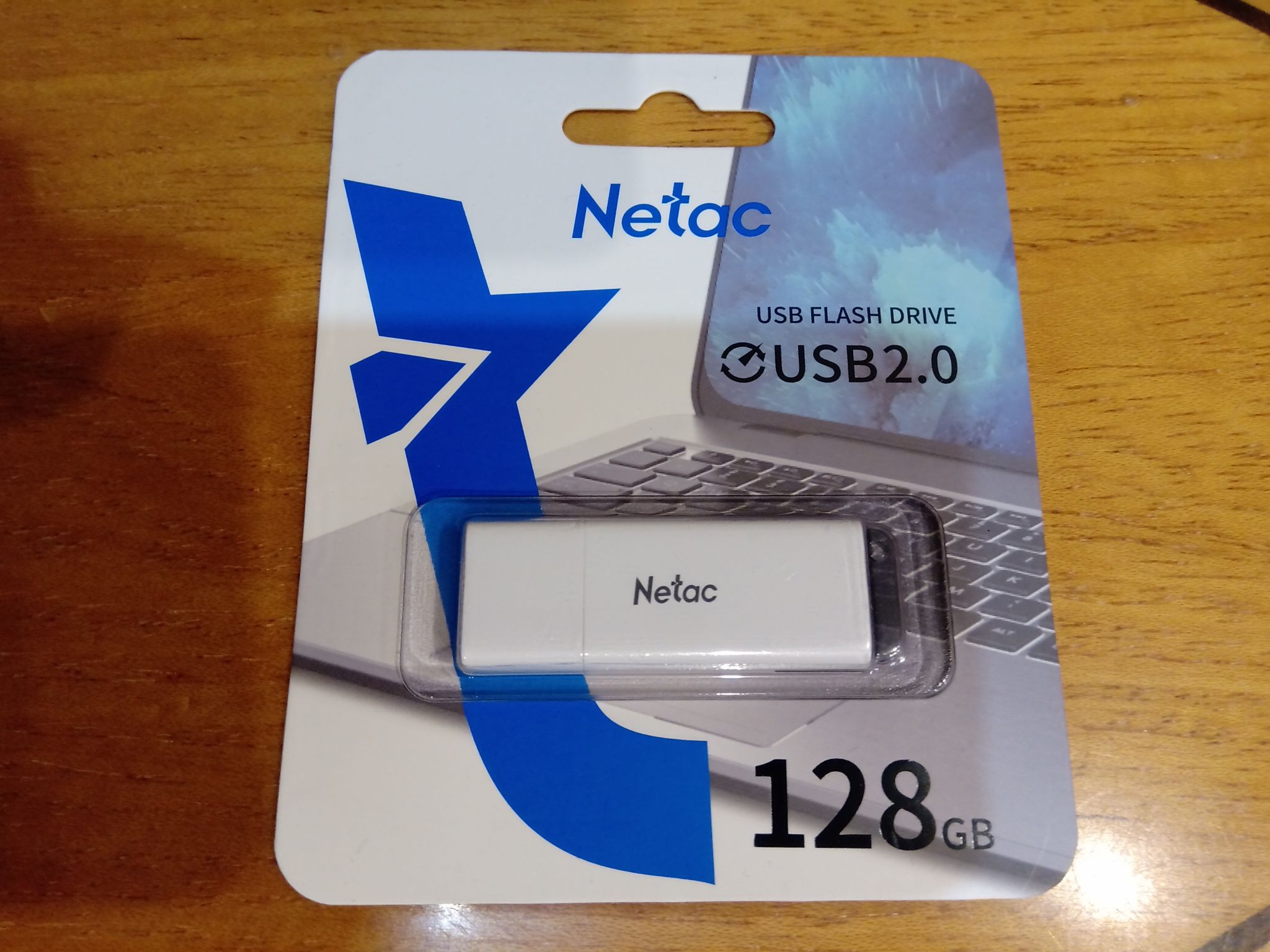 USB флешка Netac U185 128Gb white USB 2.0 (NT03U185N-128G-20WH ...