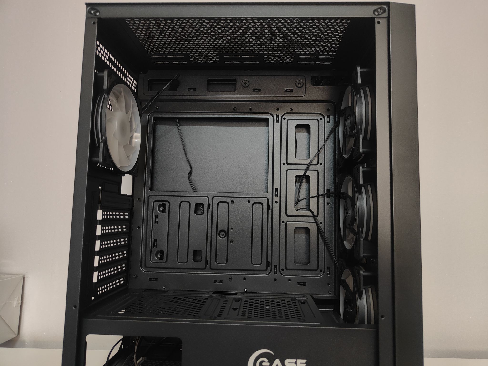 Корпус Powercase Alisio X4B, черный (CAXB-L4) — купить в интернет ...