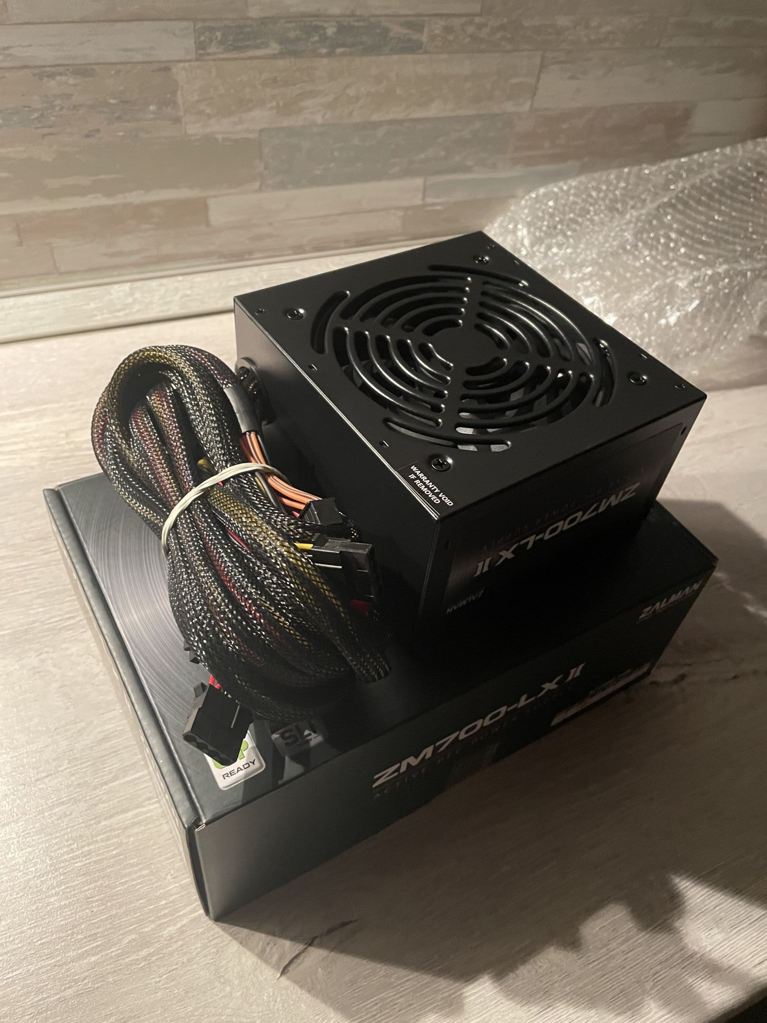 Блок питания ZALMAN ZM700-LXII, 700W — купить по низкой цене в интернет ...
