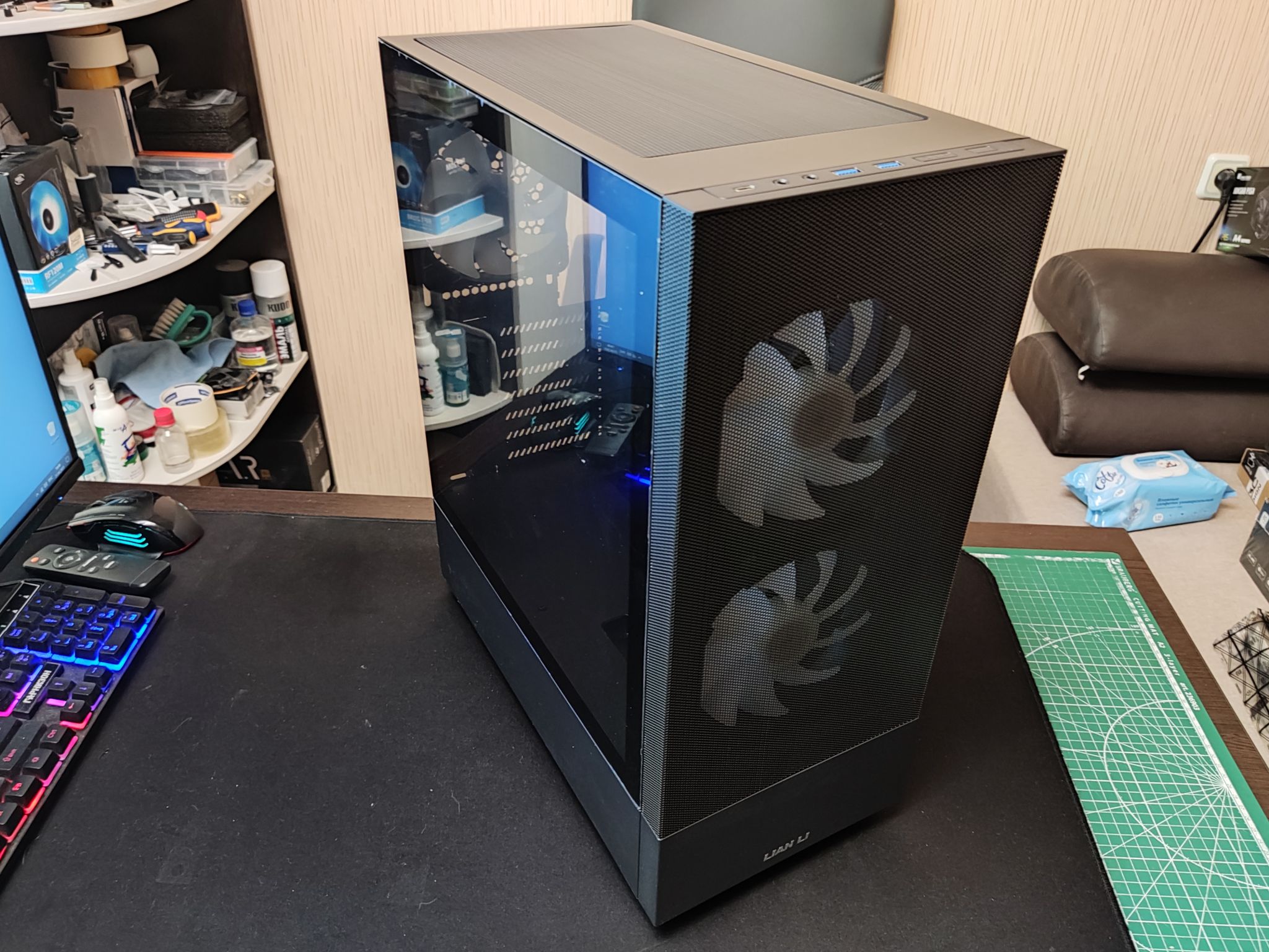 Корпус LIAN LI Lancool 205 Mesh черный (G99.OE764CX.00) — купить по ...