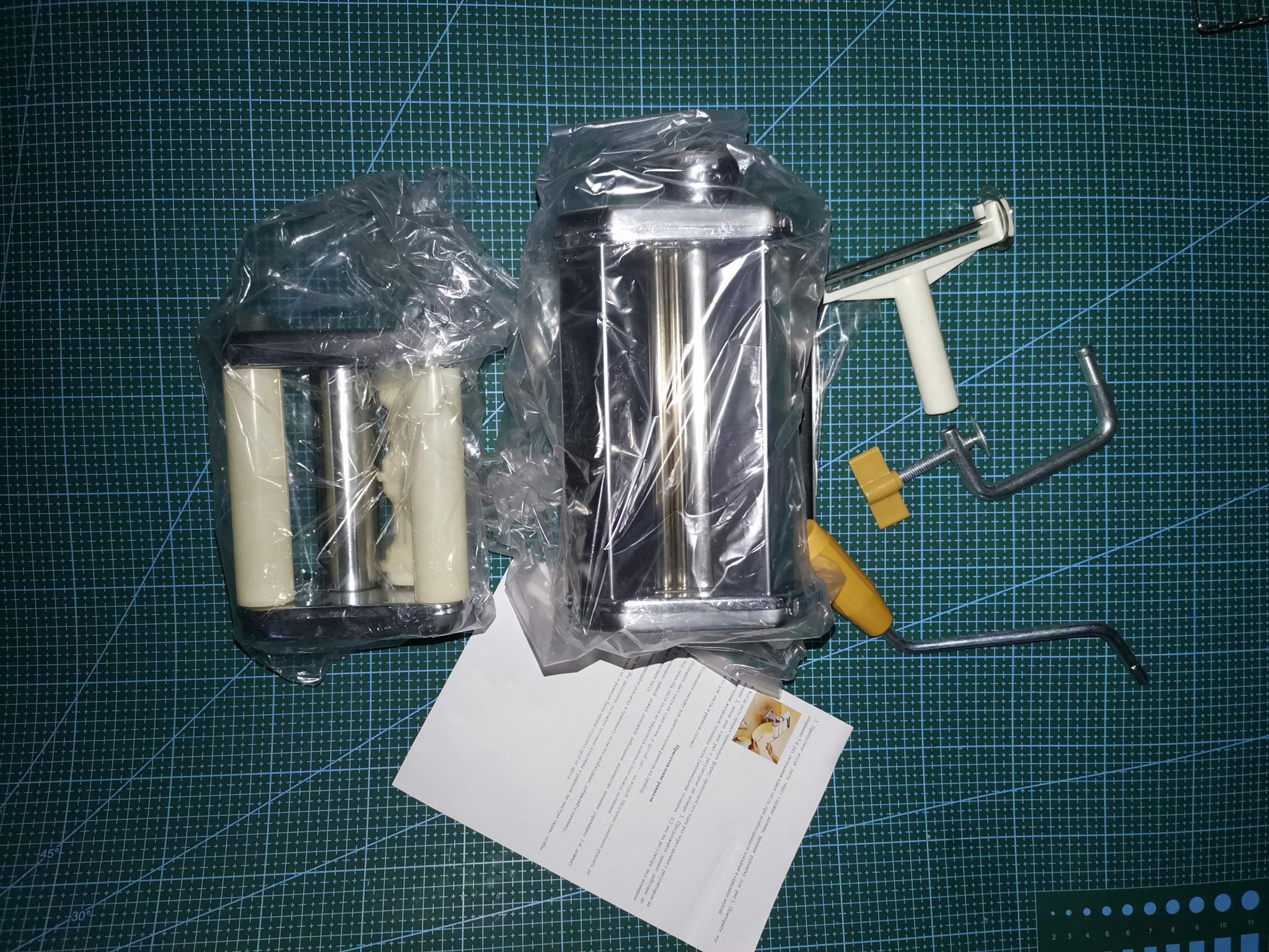 Купить машинка для приготовления равиоли и раскатывания теста для пасты Bradex TK 0094 ...