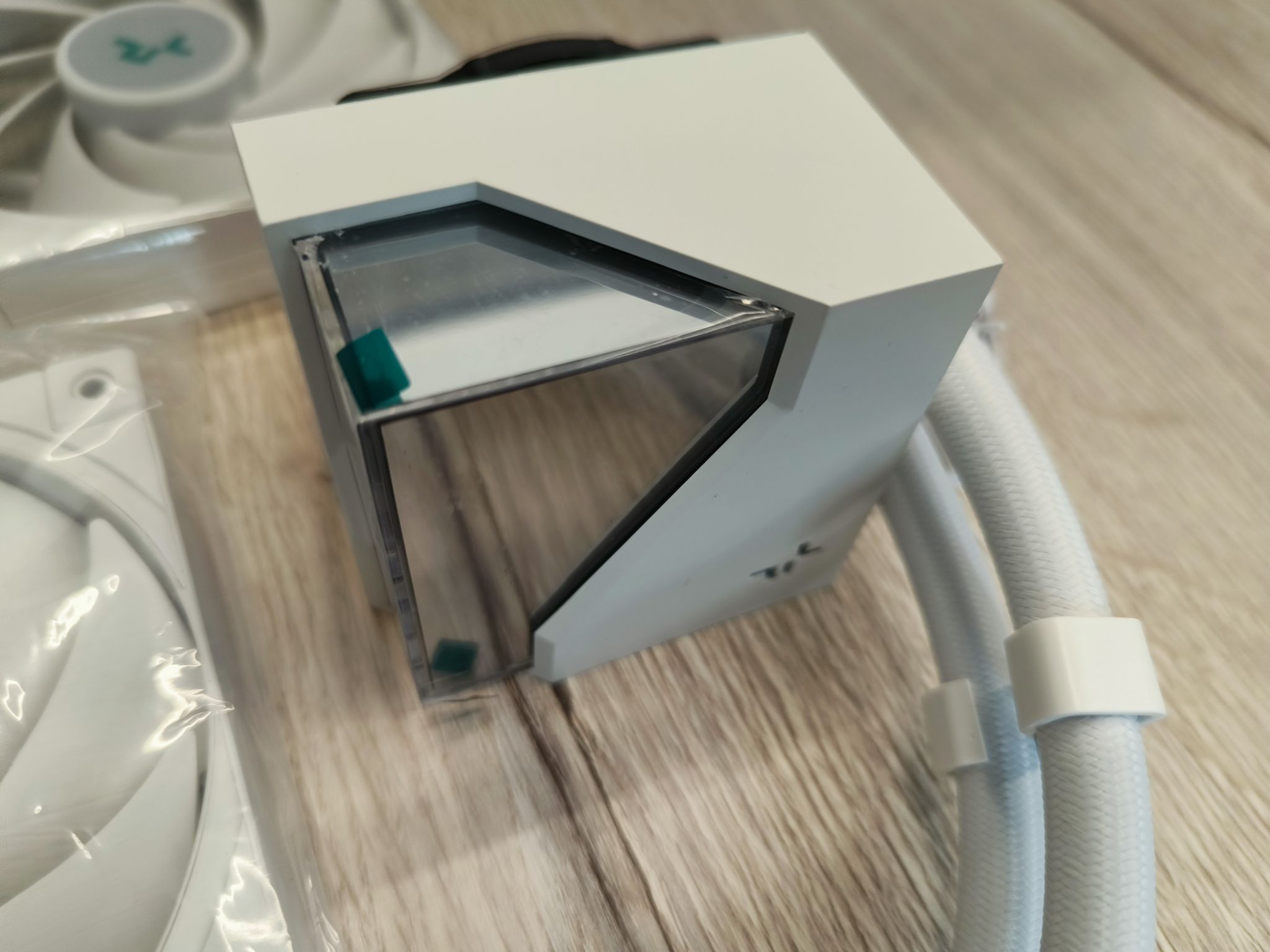 СВО для процессора DeepCool LT520 WH — купить в интернет-магазине ...