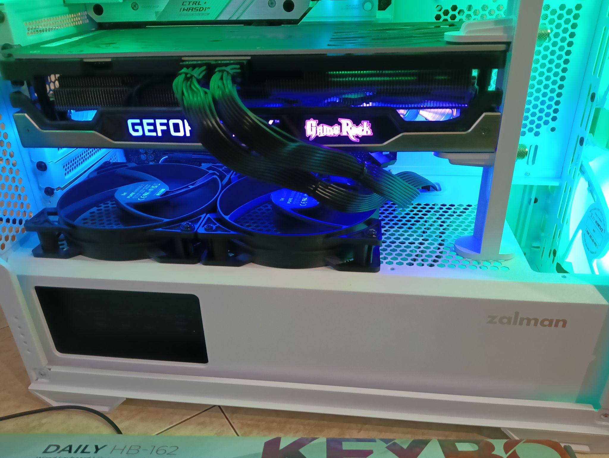 Корпус Zalman Z10 DUO White — купить в интернет-магазине ОНЛАЙН ТРЕЙД.РУ