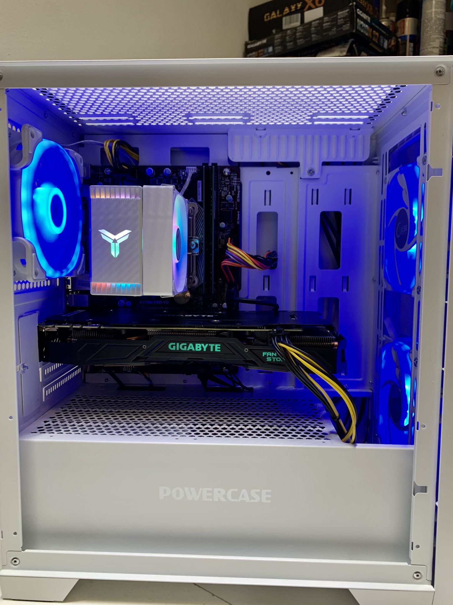 Корпус Powercase Alisio Micro Z3W ARGB, белый (CAMZW-A3) — купить по ...