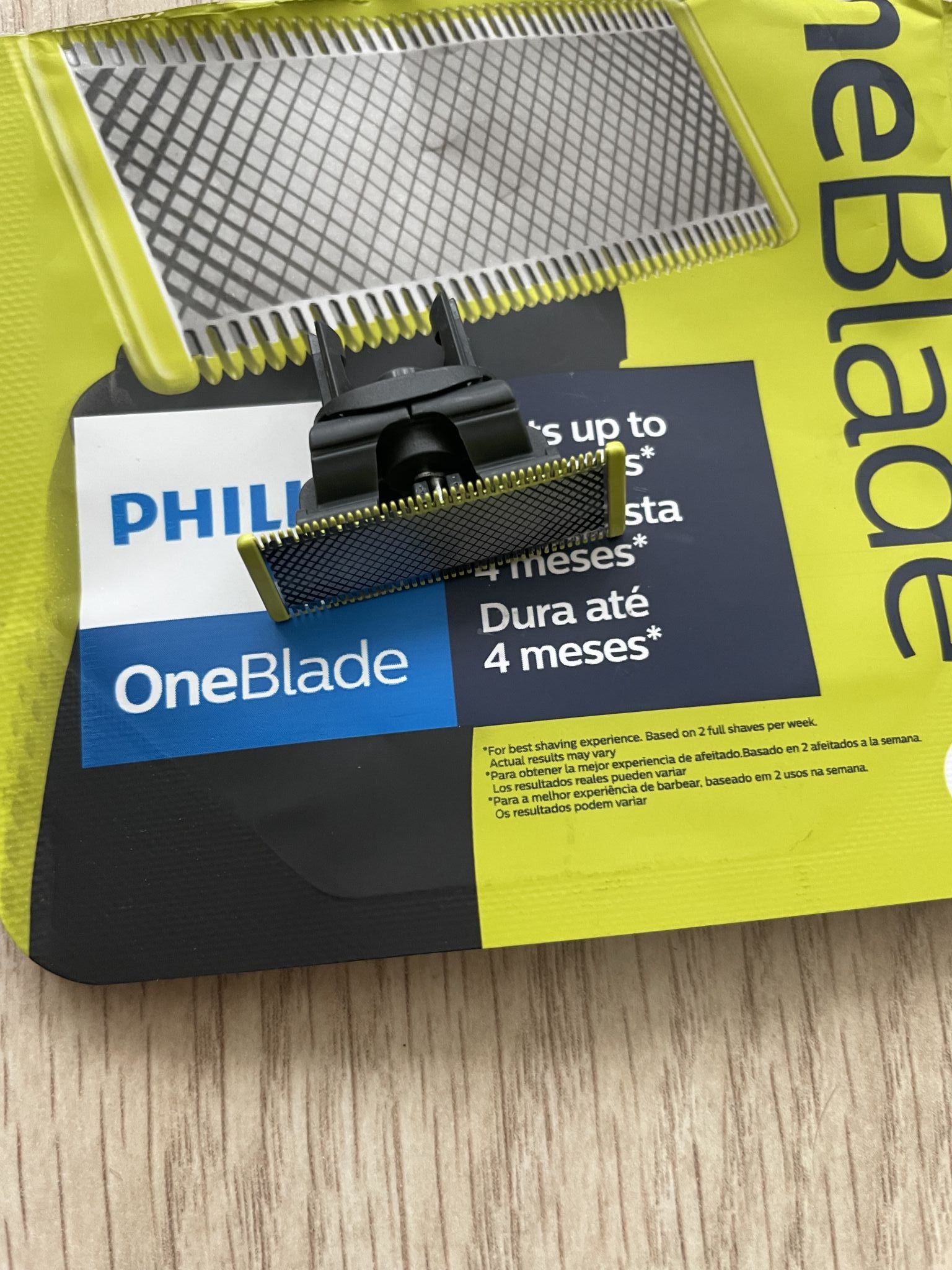 Сменное лезвие Philips QP210/51 для бритв OneBlade — купить по низкой ...