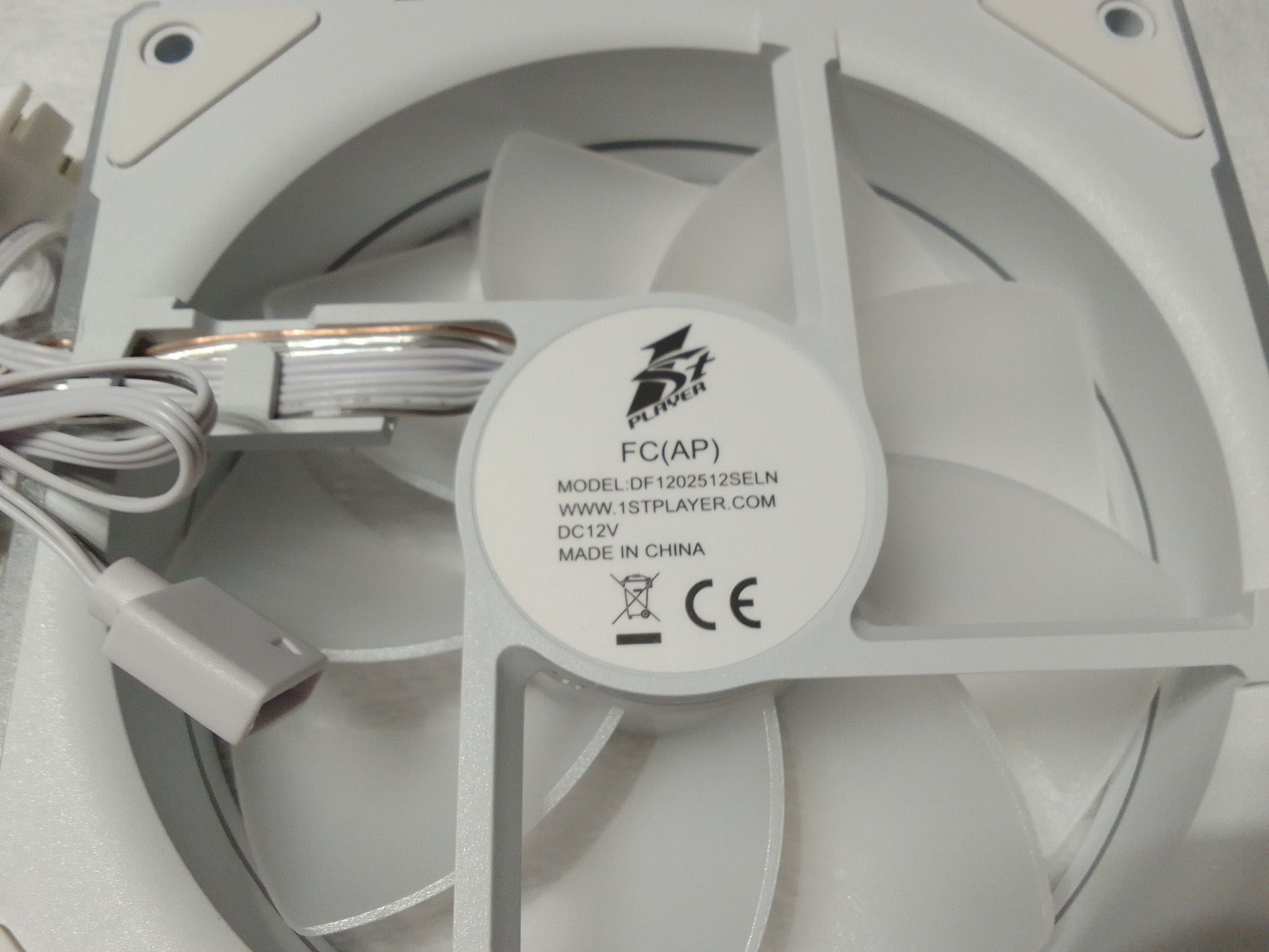 Вентилятор для корпуса 1STPLAYER FC(AP)-WH-1IN1 White — купить по низкой цене в интернет ...