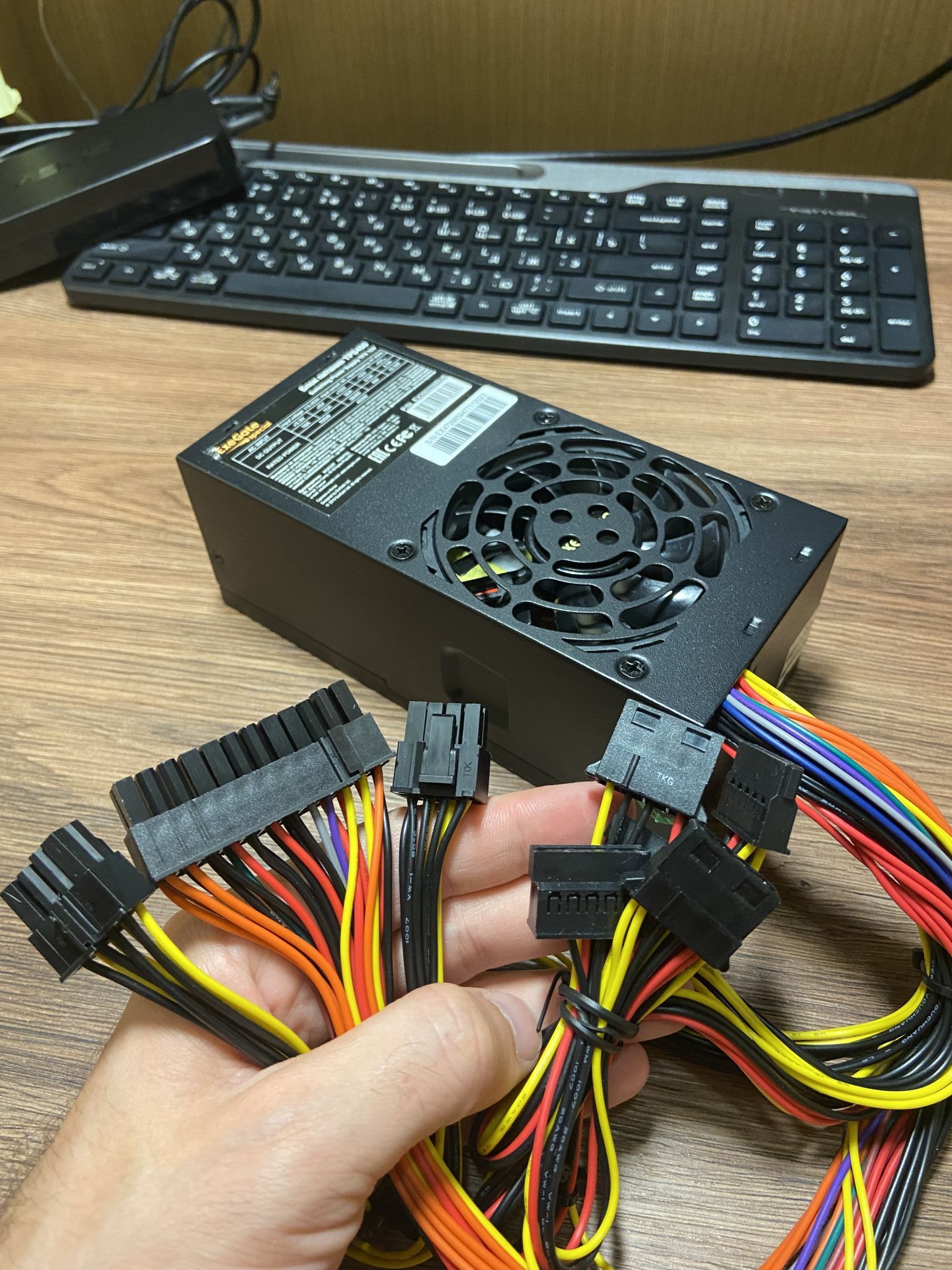 Блок питания ExeGate TPS450 TFX, 450W (EX292228RUS) OEM — купить по ...