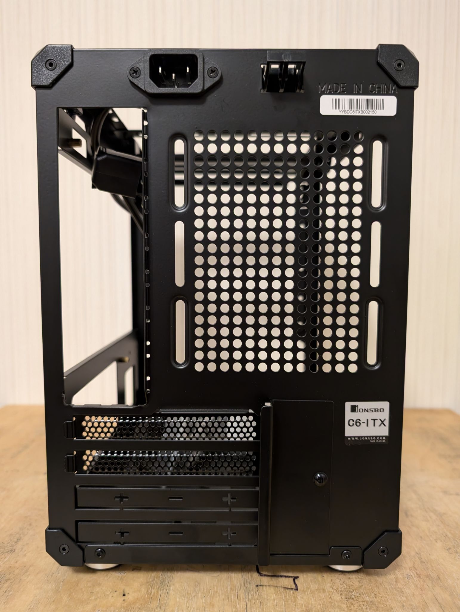 Корпус Jonsbo C6 Itx черный Jonsbo C6 Itx Black — купить по низкой цене